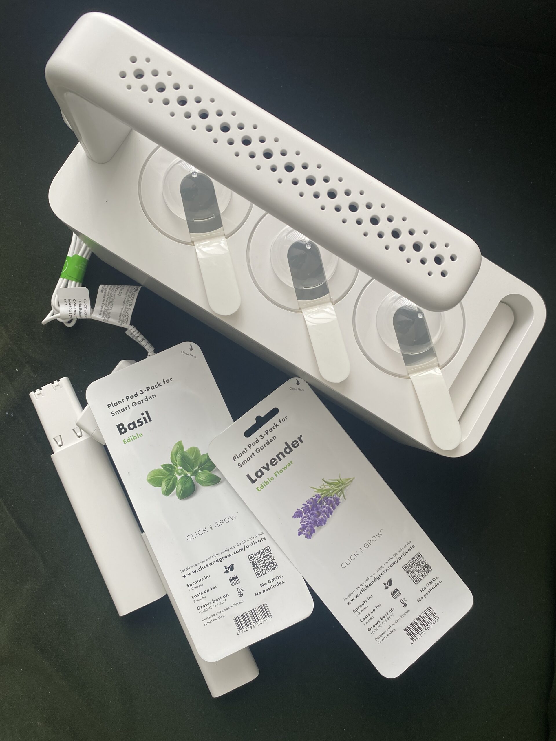 How Does Click and Grow Work [2026]: Smart Indoor Garden Honest Review
